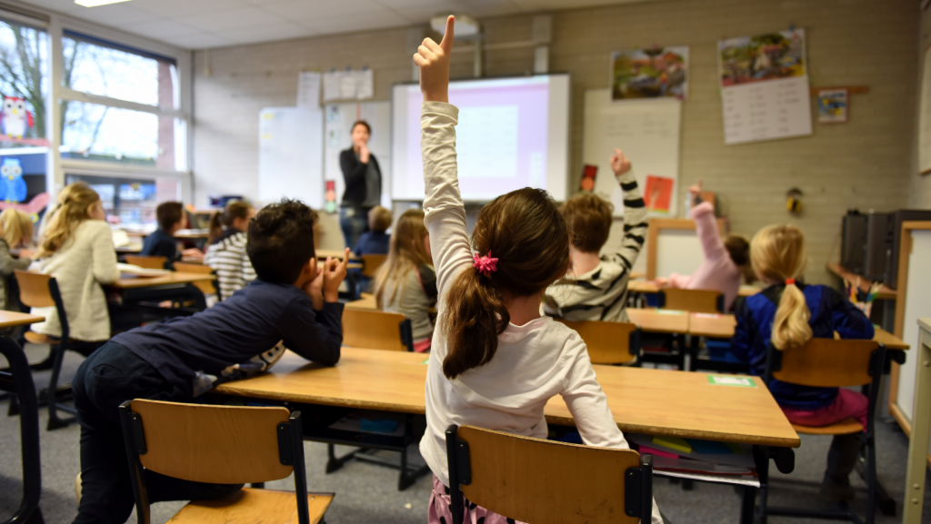 3 Benefits of Asset Management Software for Schools - Grey Trunk RFID