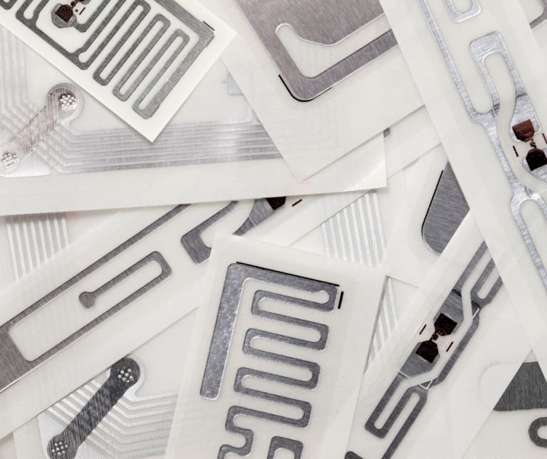 RFID Laptop Tracking Guide for Organizations - Grey Trunk RFID